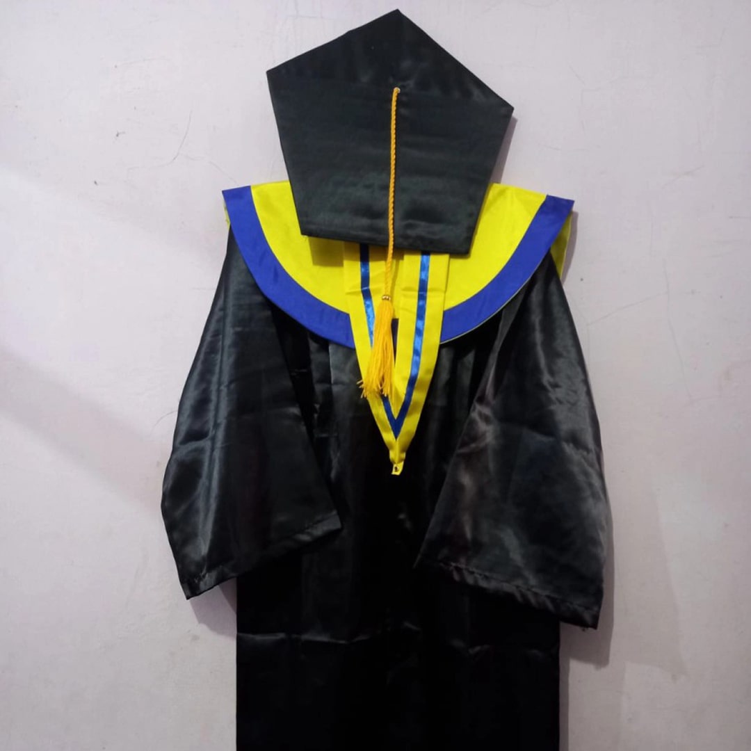 Konveksi Toga Wisuda Terbaik Surabaya - Lunar Garment